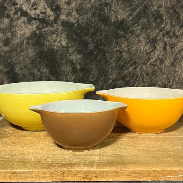Pyrex Mixing Bowls - Etsy