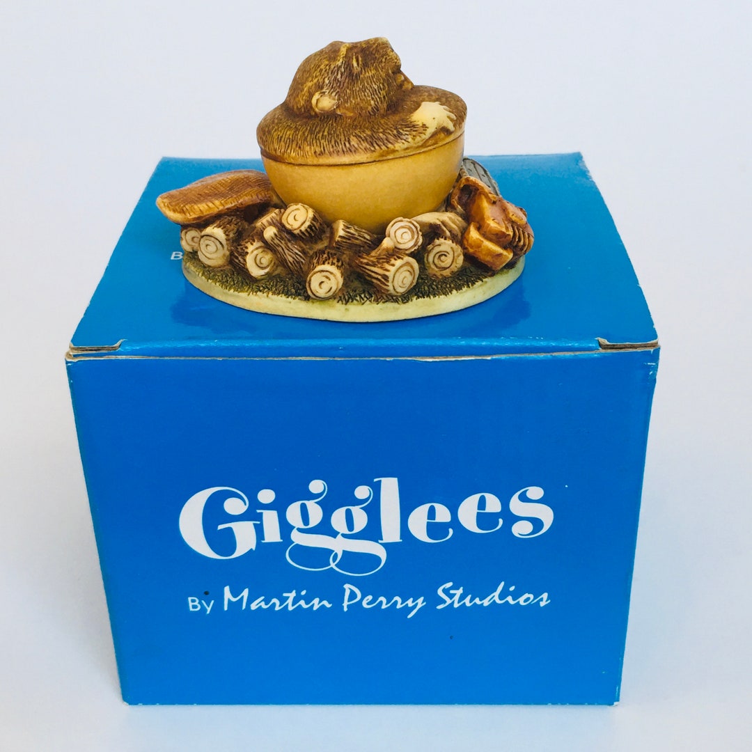 Harmony Kingdom Dam Buster Gigglees Beaver Figurine by Martin Perry ...