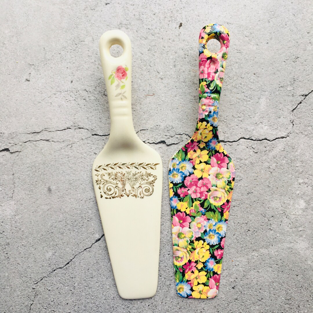 Old Foley James Kent Vintage Floral Cake Pie Server Set of 2 - Etsy