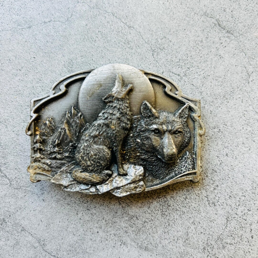 Siskiyou Howling Wolf Full Moon Metal Belt Buckle - Etsy