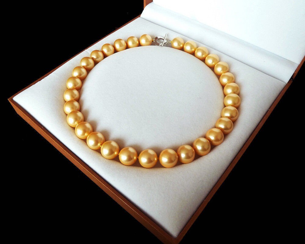 Best Seller 18 Golden South Sea Shell Pearls Necklace 12mm for Wife ...
