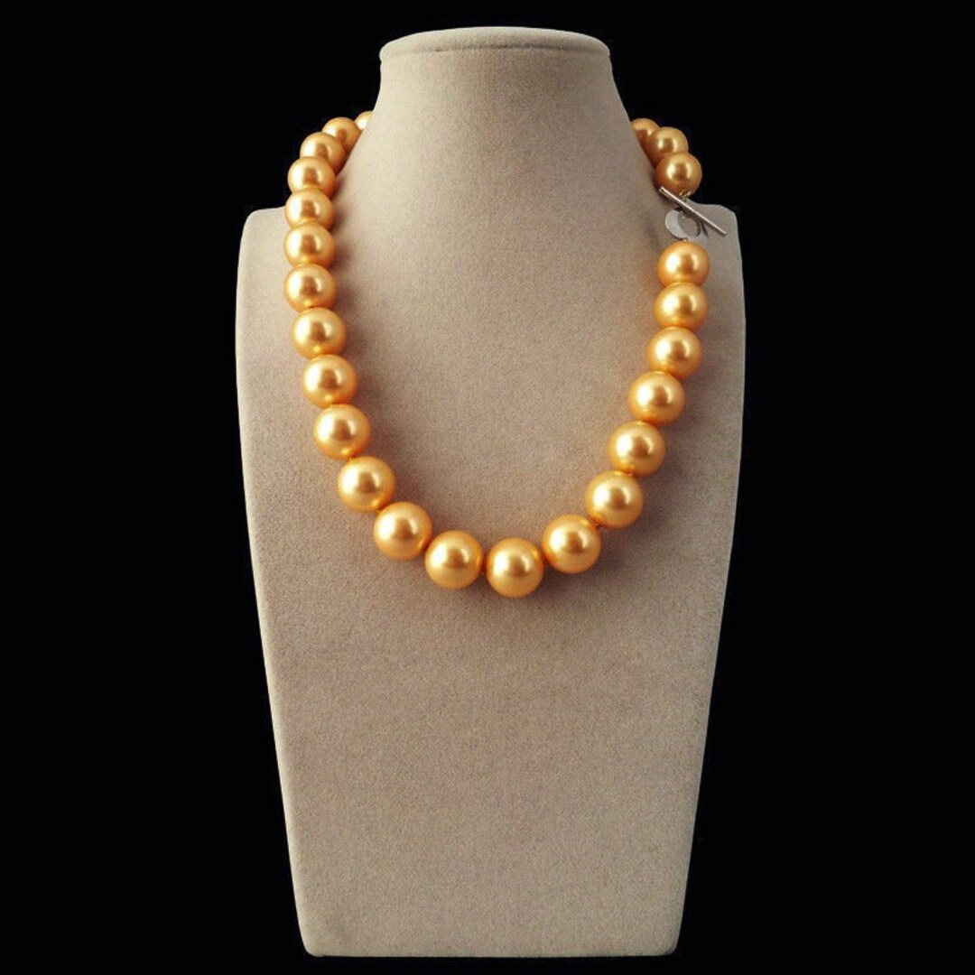 Best Seller 18 Golden South Sea Shell Pearls Necklace 12mm for Wife ...