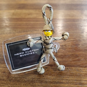 Custom Army Soldier Paratrooper Military Armed Forces Paracord Keychain ...