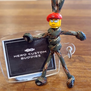 Custom Army Soldier Paratrooper Military Armed Forces Paracord Keychain ...