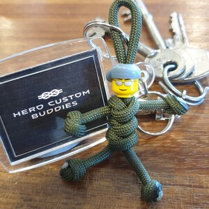 Custom Army Soldier Paratrooper Military Armed Forces Paracord Keychain ...