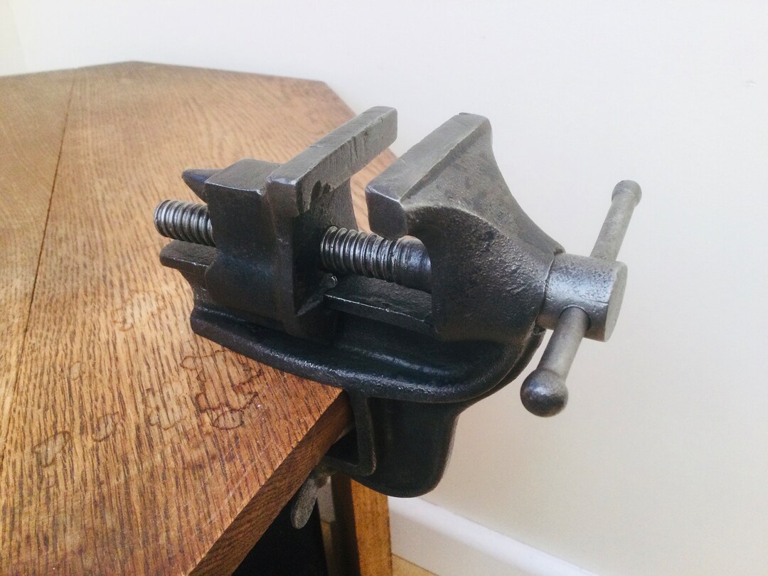 Vintage No2 Usa Jewellers Vice Etsy