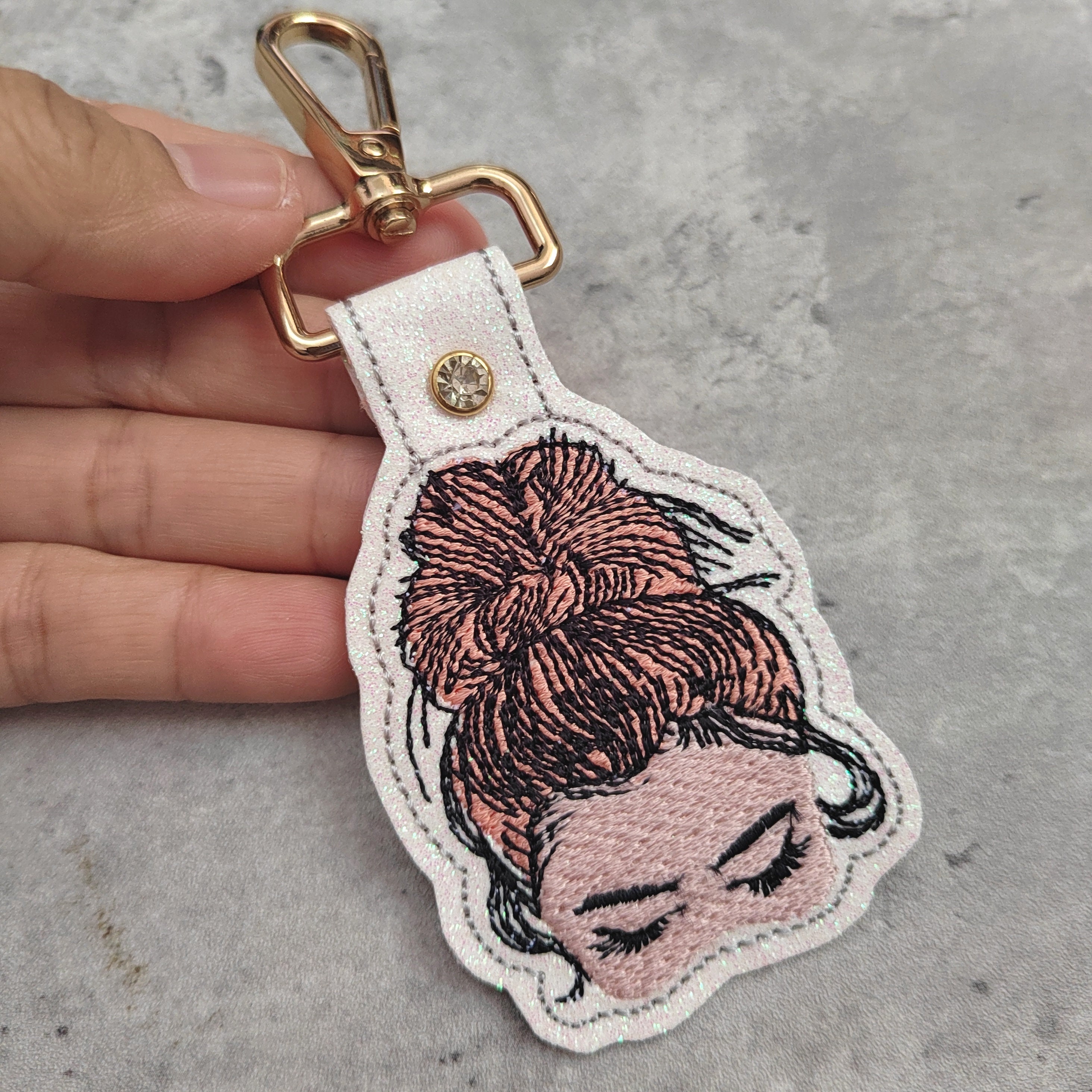 Messy Bun Mom in the Hoop Snap Tab Machine Embroidery Designs, ITH ...