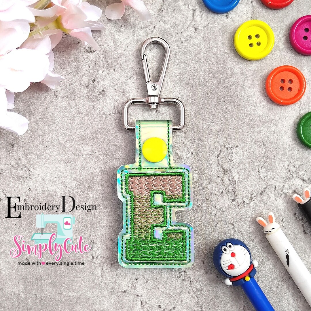 Embroidery Fonts Contain E Monogram Embroidery Designs for Making Key ...