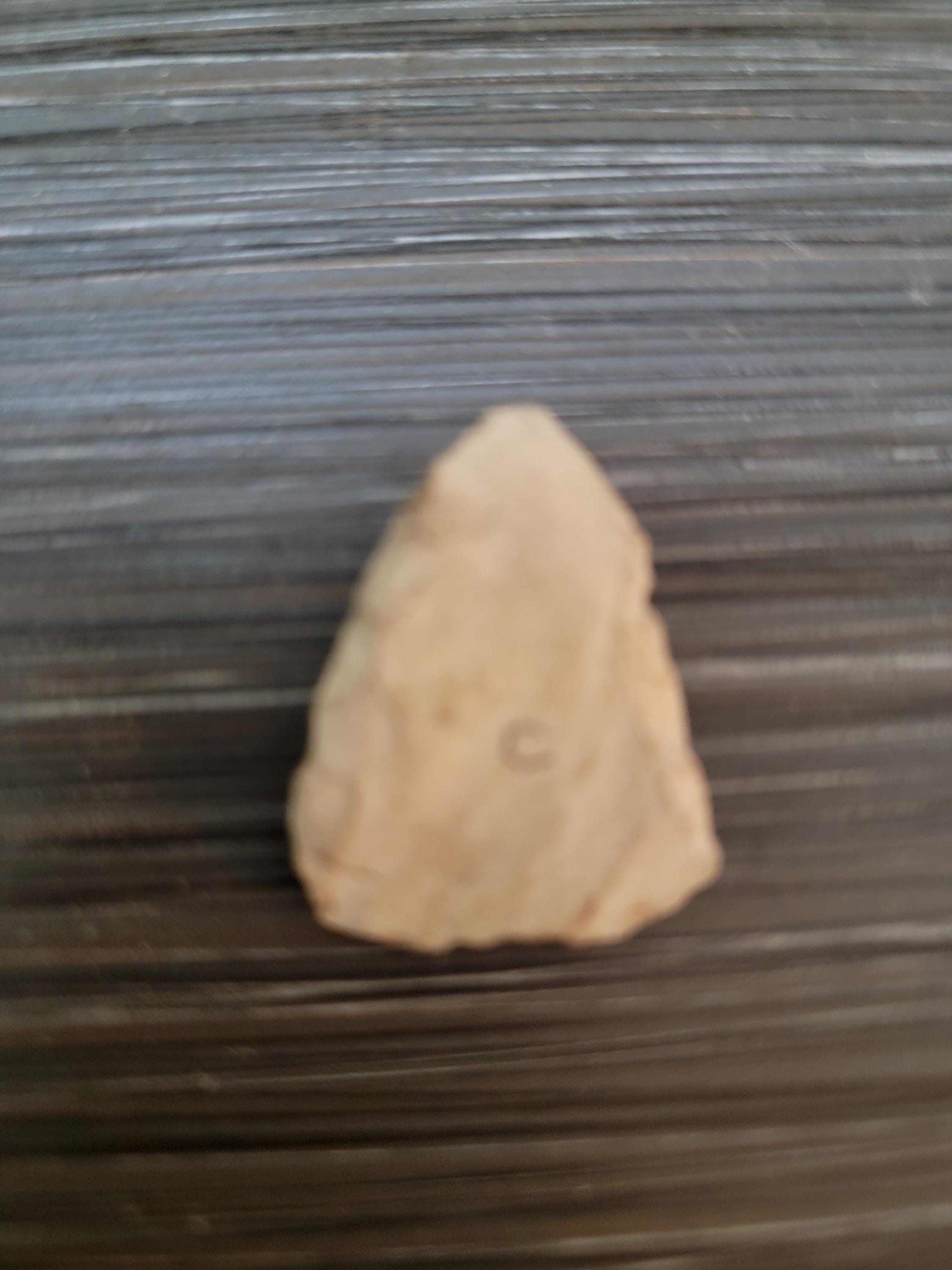 Neolithic Flint Projectile Points, Scrapers Etc From Windmill Hill Near ...