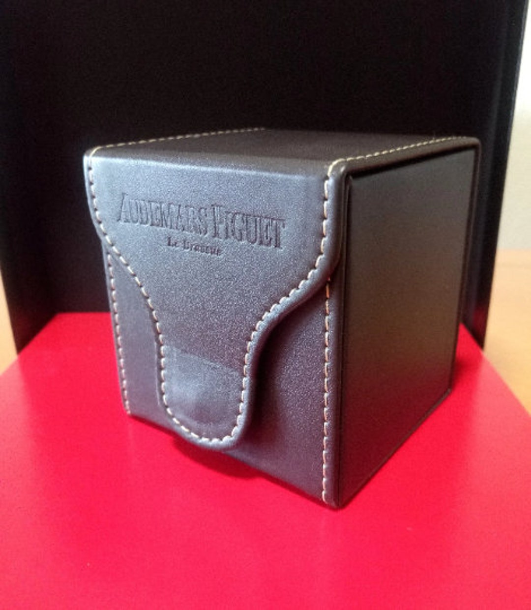 Audemars Piguet Brown Stitched Edge Leather Padded Watch Storage/travel ...