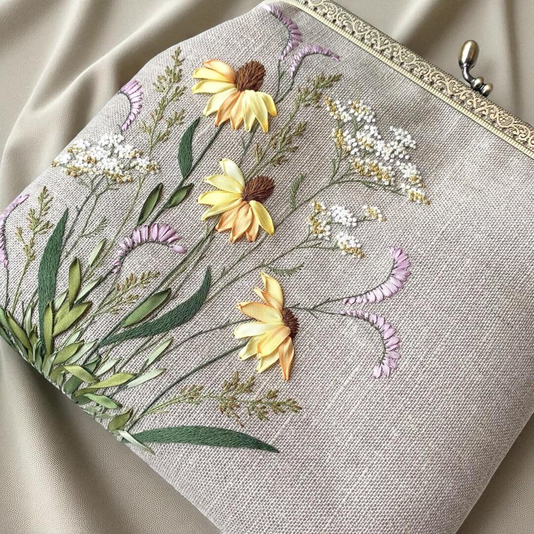 Floral Embroidery Linen Handbag – Yellow Daisy Kiss Lock Purse, Elegant ...