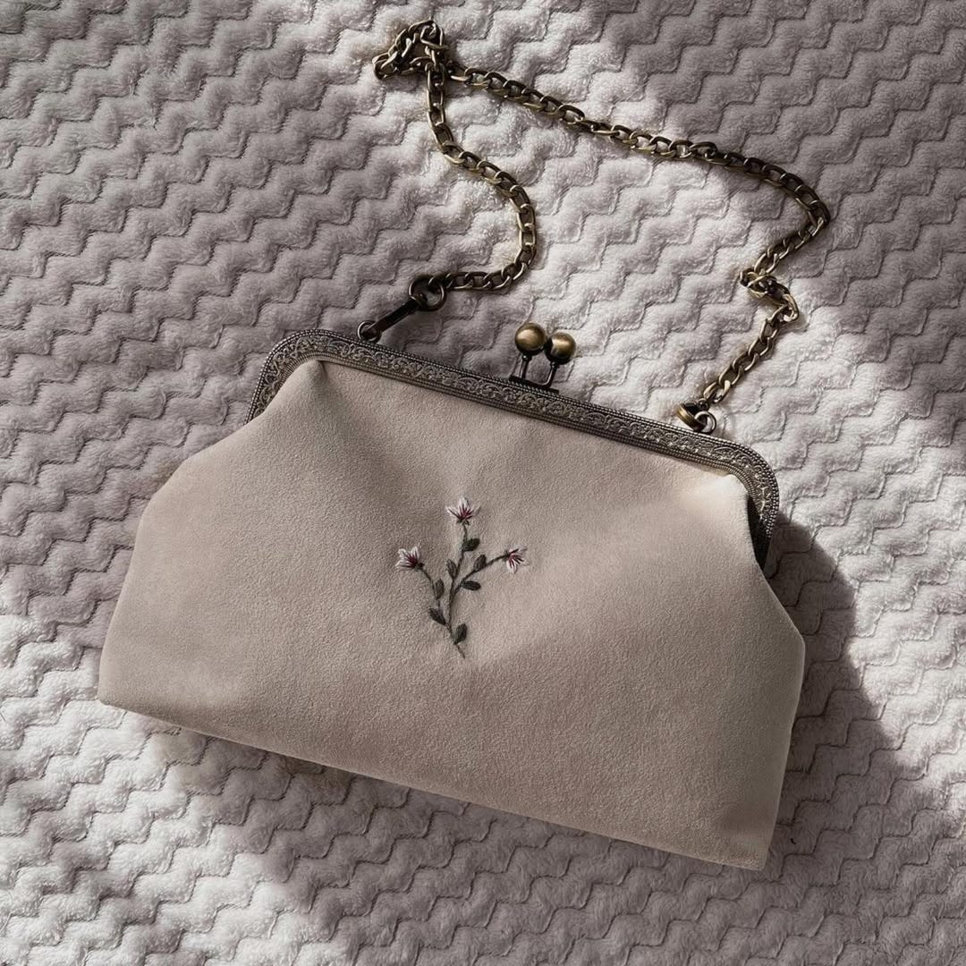 Personalized Floral Embroidered Clutch, Wedding Purse Gift for Mother ...
