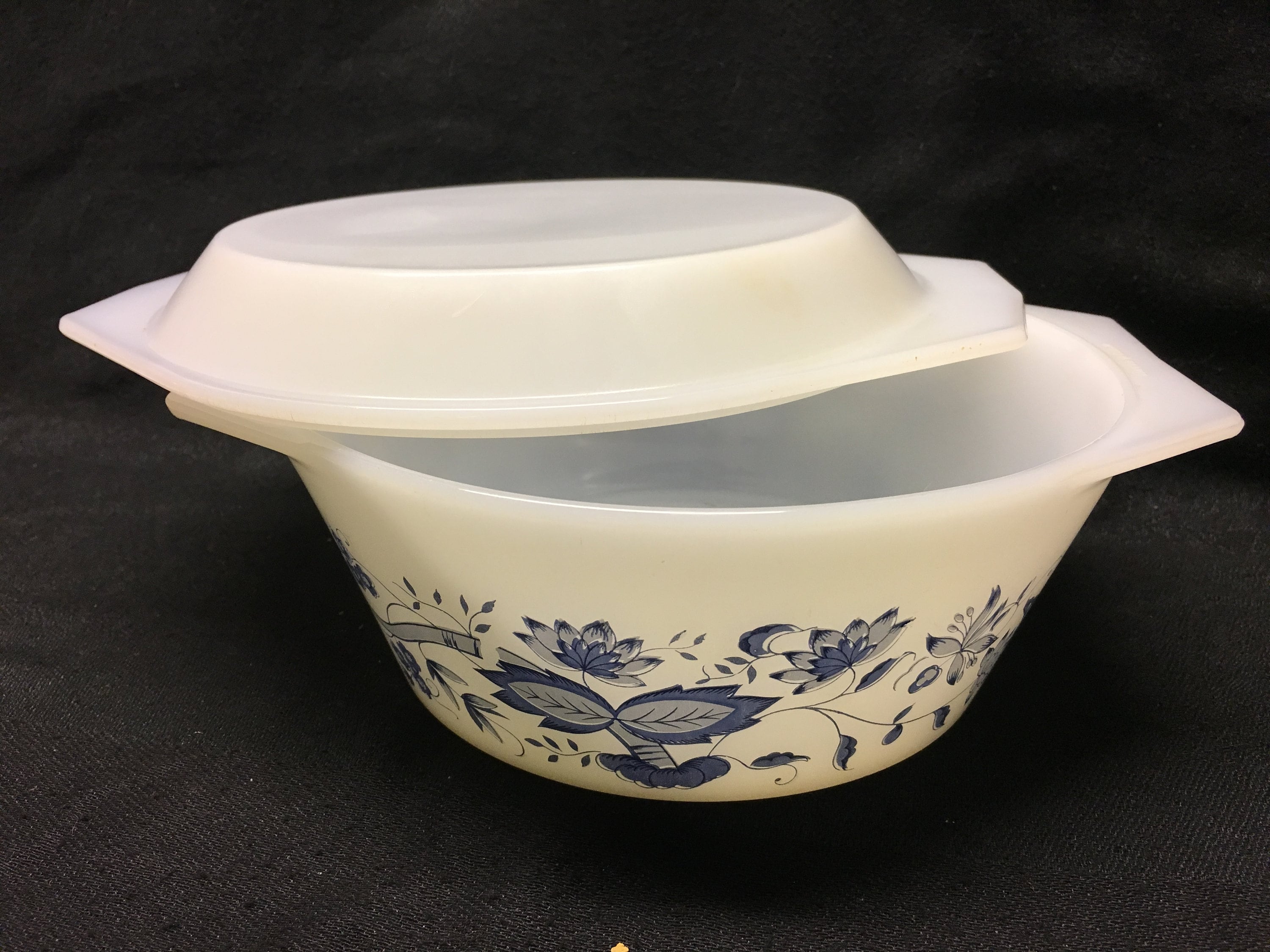 Vintage Arcopal French Casserole Dish blue flower design with | Etsy