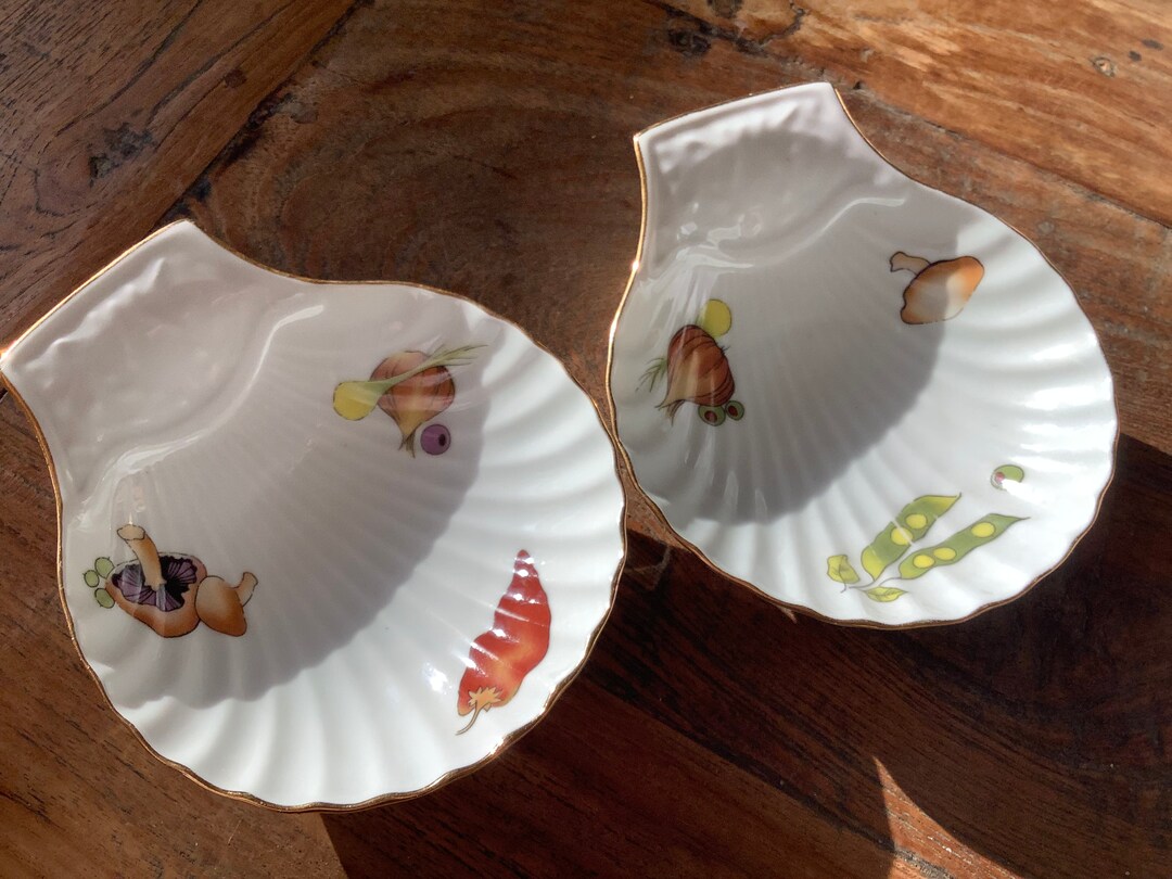 2 Scallops, Decorative Objects for a Very Beautiful Table, Manufactured ...