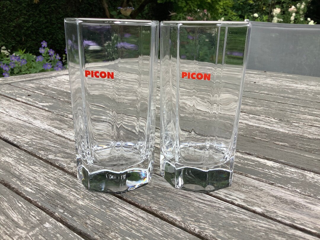Set Van 2 Vintage 8 Hoekige Glazen Picon, Met Picon in Rode Inscriptie ...