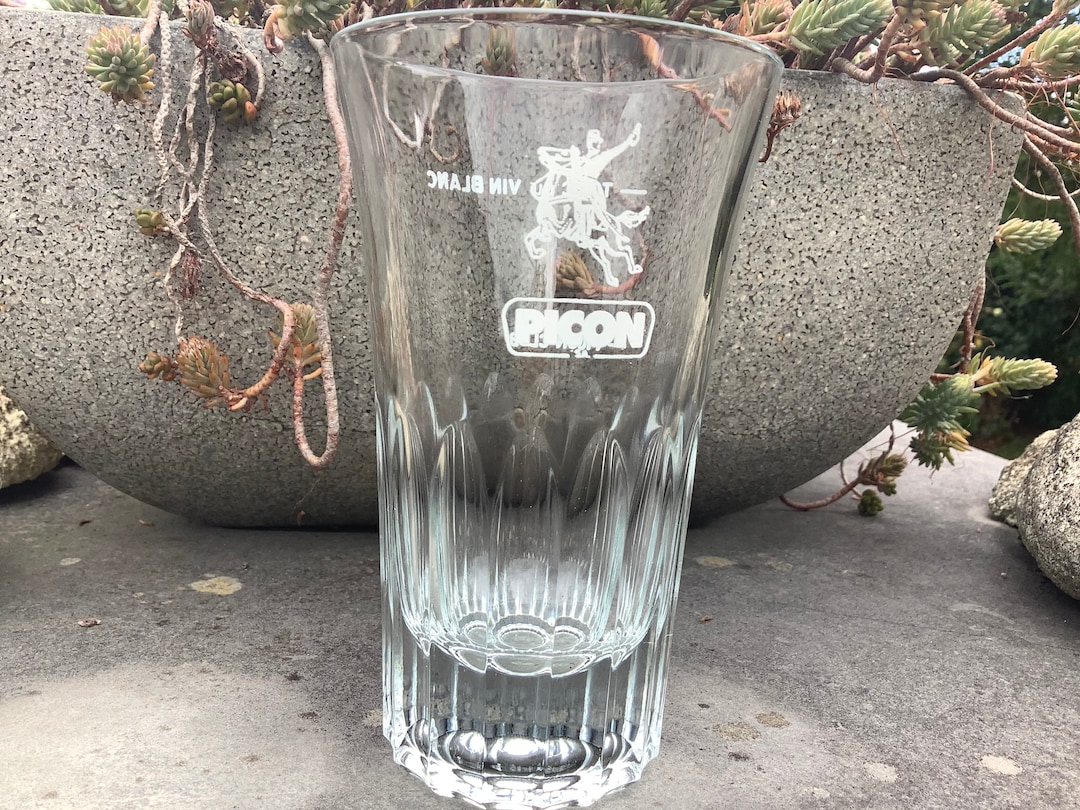 1 Vintage Picon-glas Met Een Wit Ridder Picon-logo, Picon Advertising ...