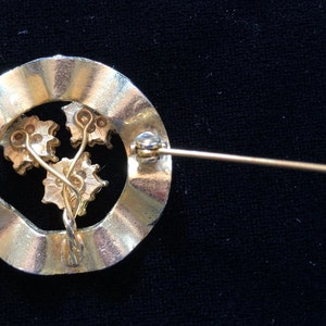 Vintage Gold Tone Circle Pin Brooch With Rhinestones - Etsy