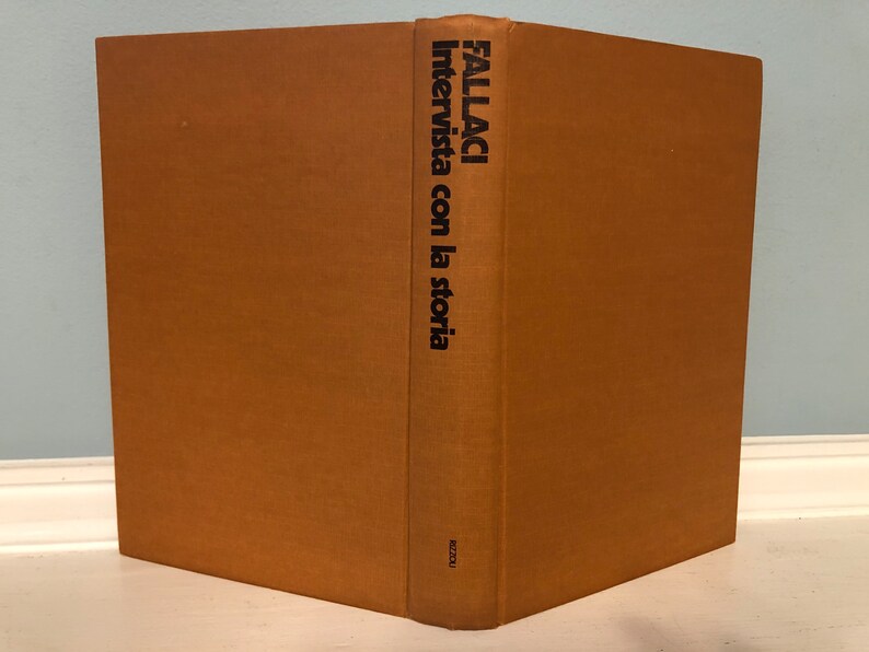 Oriana Fallaci: Intervista Con La Storia Rizzoli 1974 - Etsy