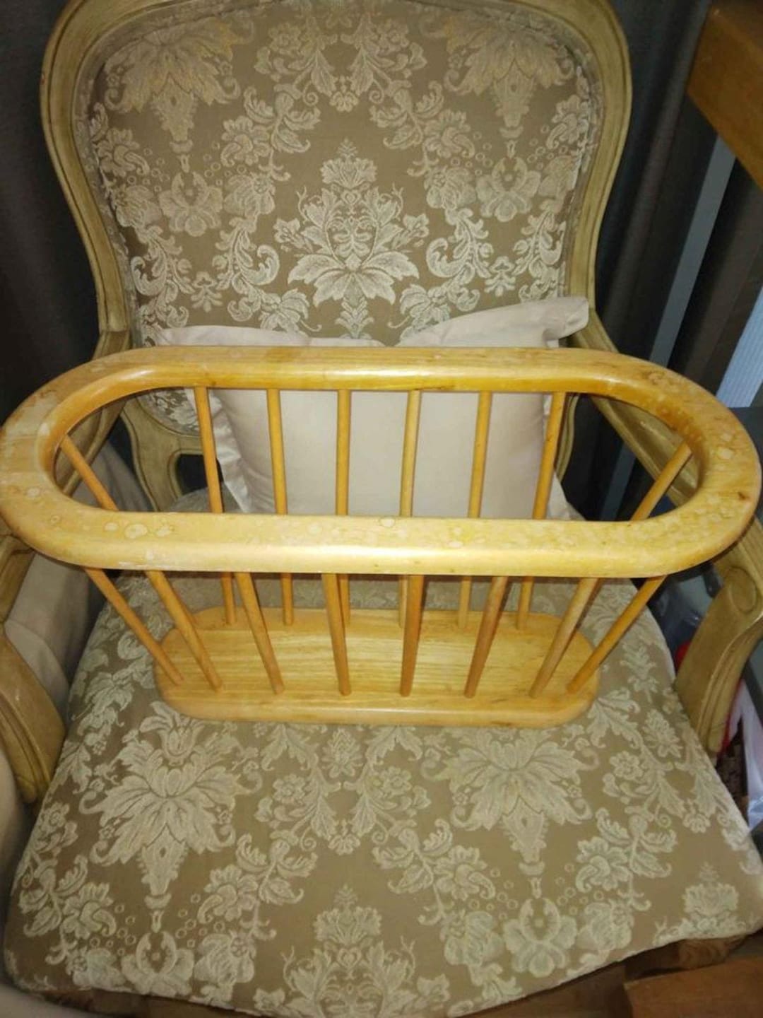 Vintage Blond Wood Oval Spindle MCM Magazine Rack - Etsy