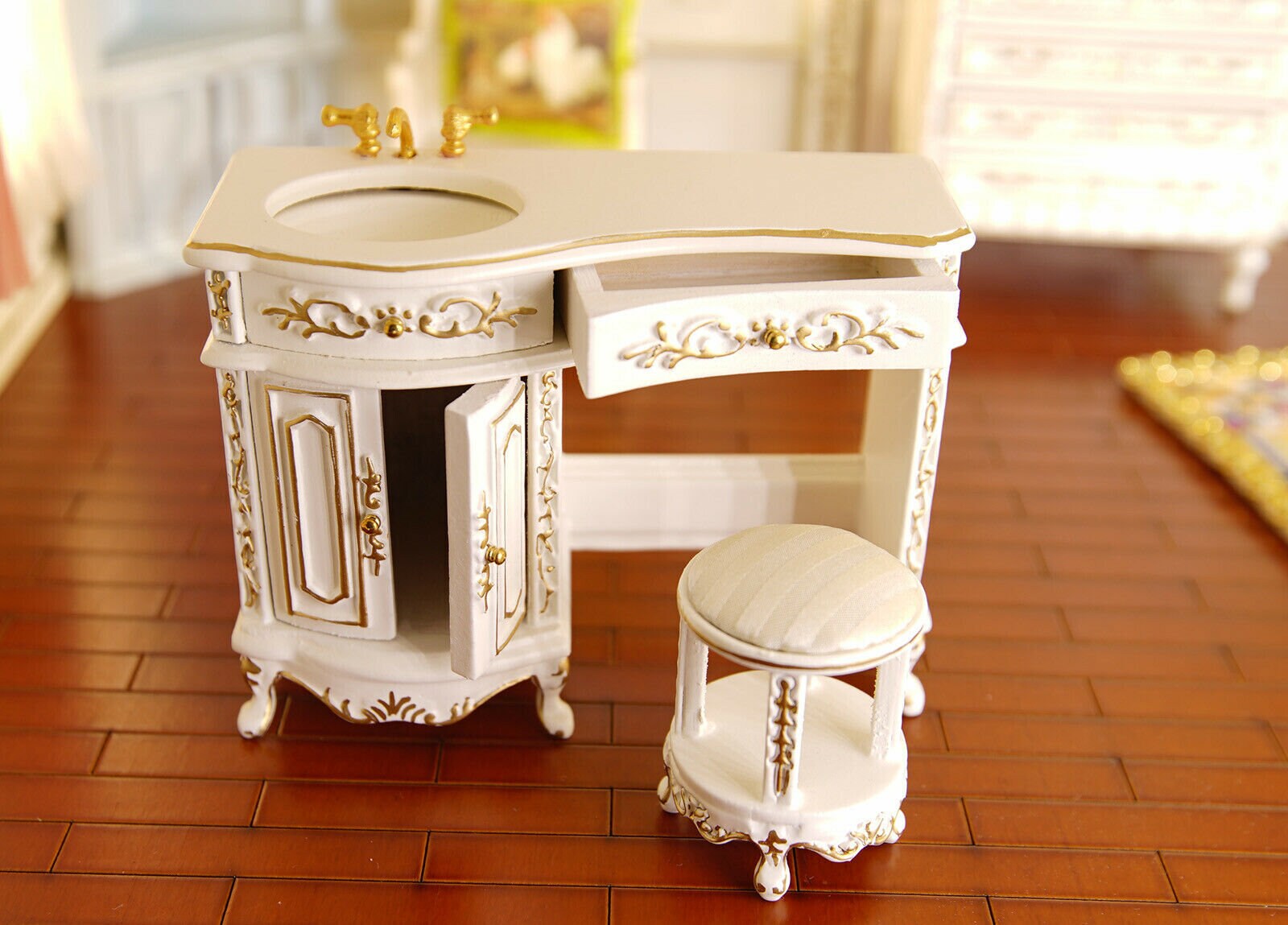 Beautiful 1/12 Scale Retro Dollhouse Miniature Wood Elegant | Etsy