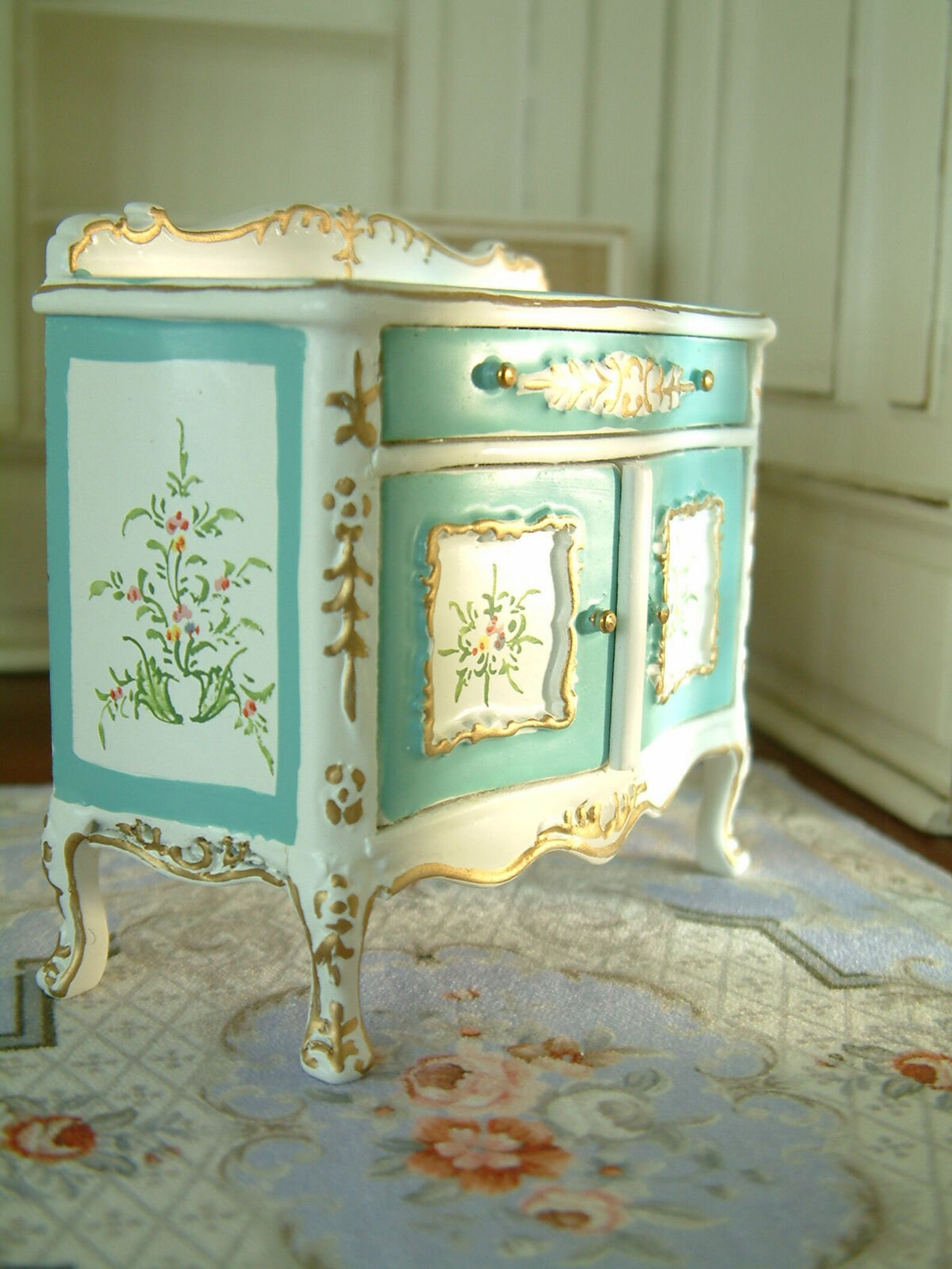 1/12 Scale Miniature Victorian Royal Gold White Luxury Wood Side ...