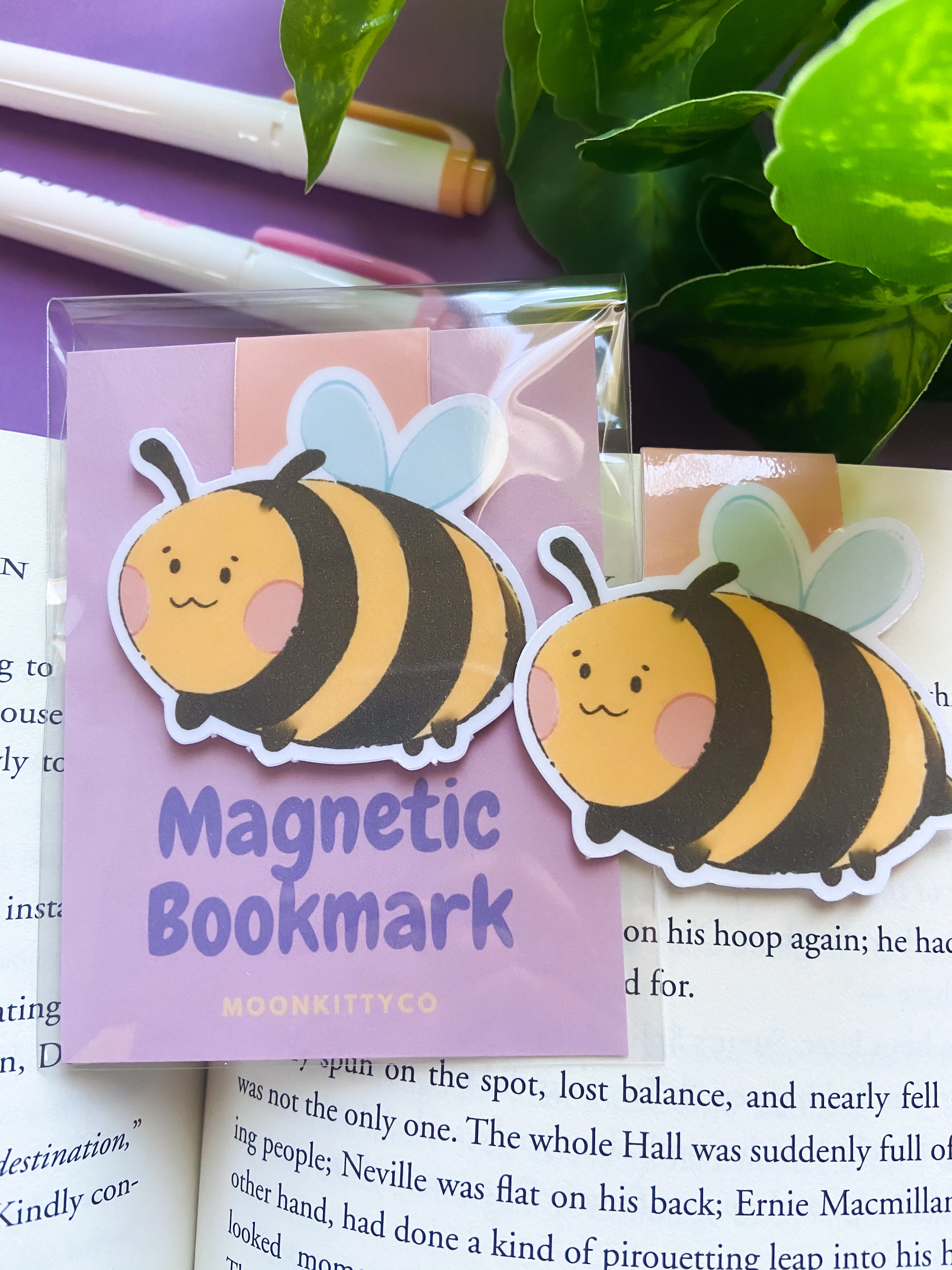 Cute Bee Magnetic Bookmark, Bookmarks for Kids, Book Accessories ...