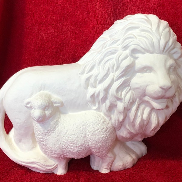 Lion and Lamb Garden Statue - Etsy