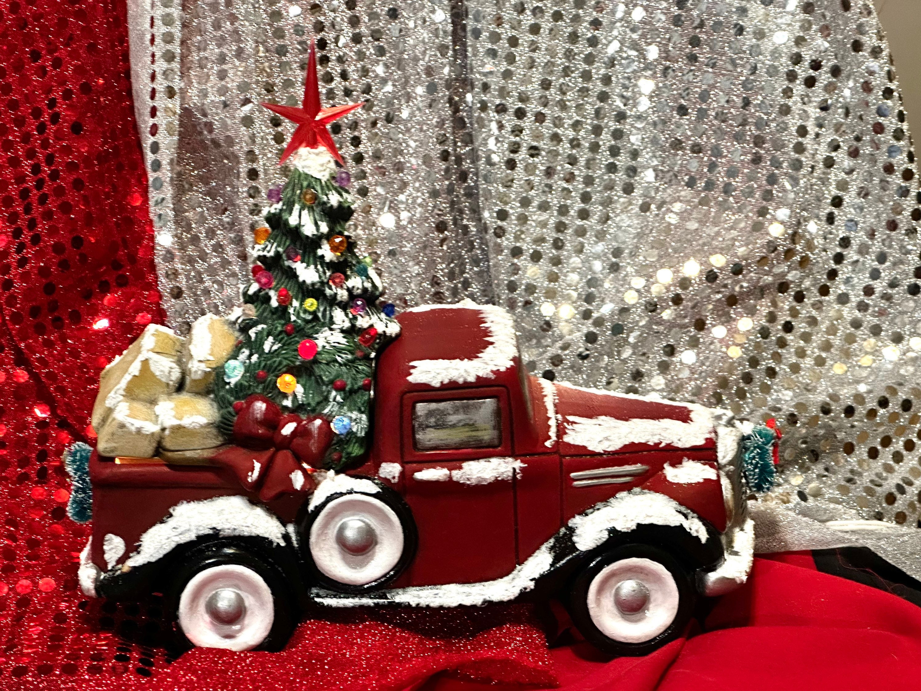 Old Time Jalopy with Christmas Tree Lid, multicolor bulbs, red star and ...