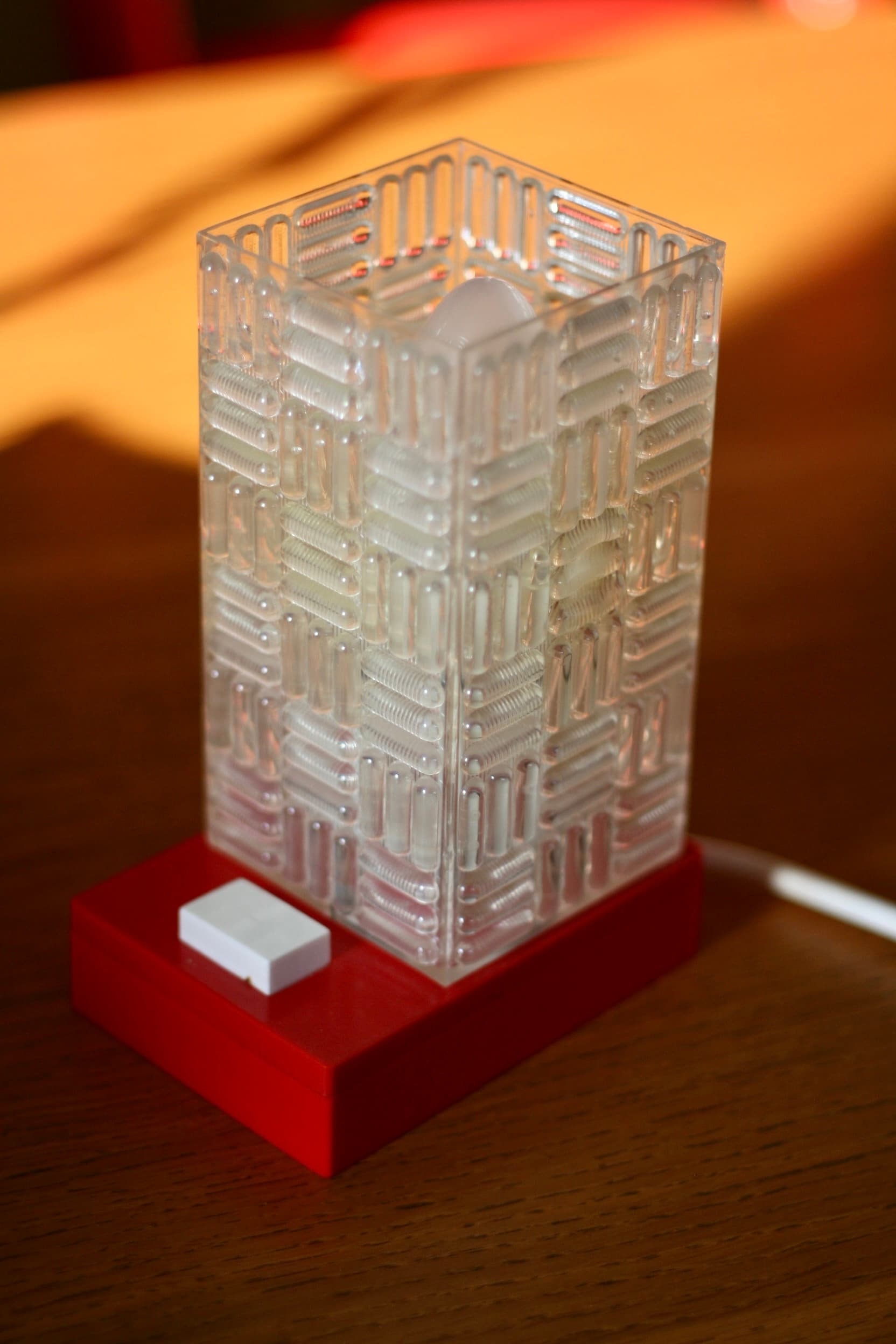 Mid Century Desk Lamp / Red Plastic Table Lamp / Vintage Table Lamp ...