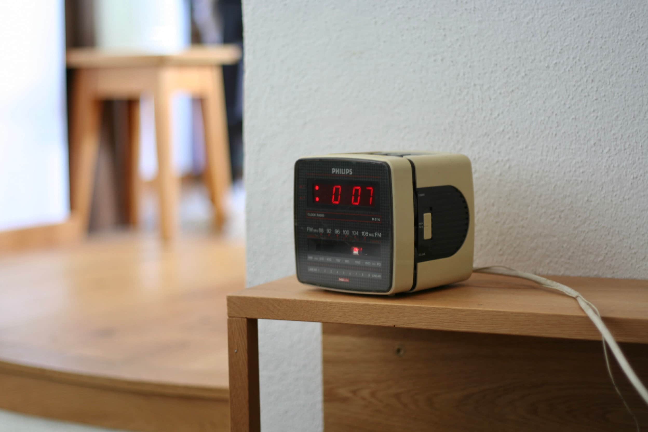 Vintage Philips D-3110 MB Buffer Alarm Radio / Vintage Philips Radio ...