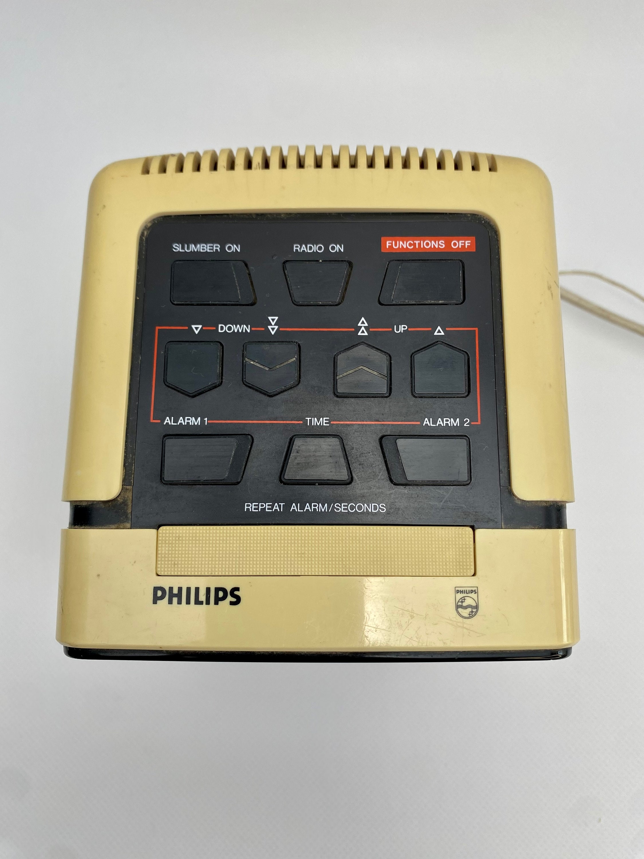 Vintage Philips D-3110 MB Buffer Alarm Radio / Vintage Philips Radio ...
