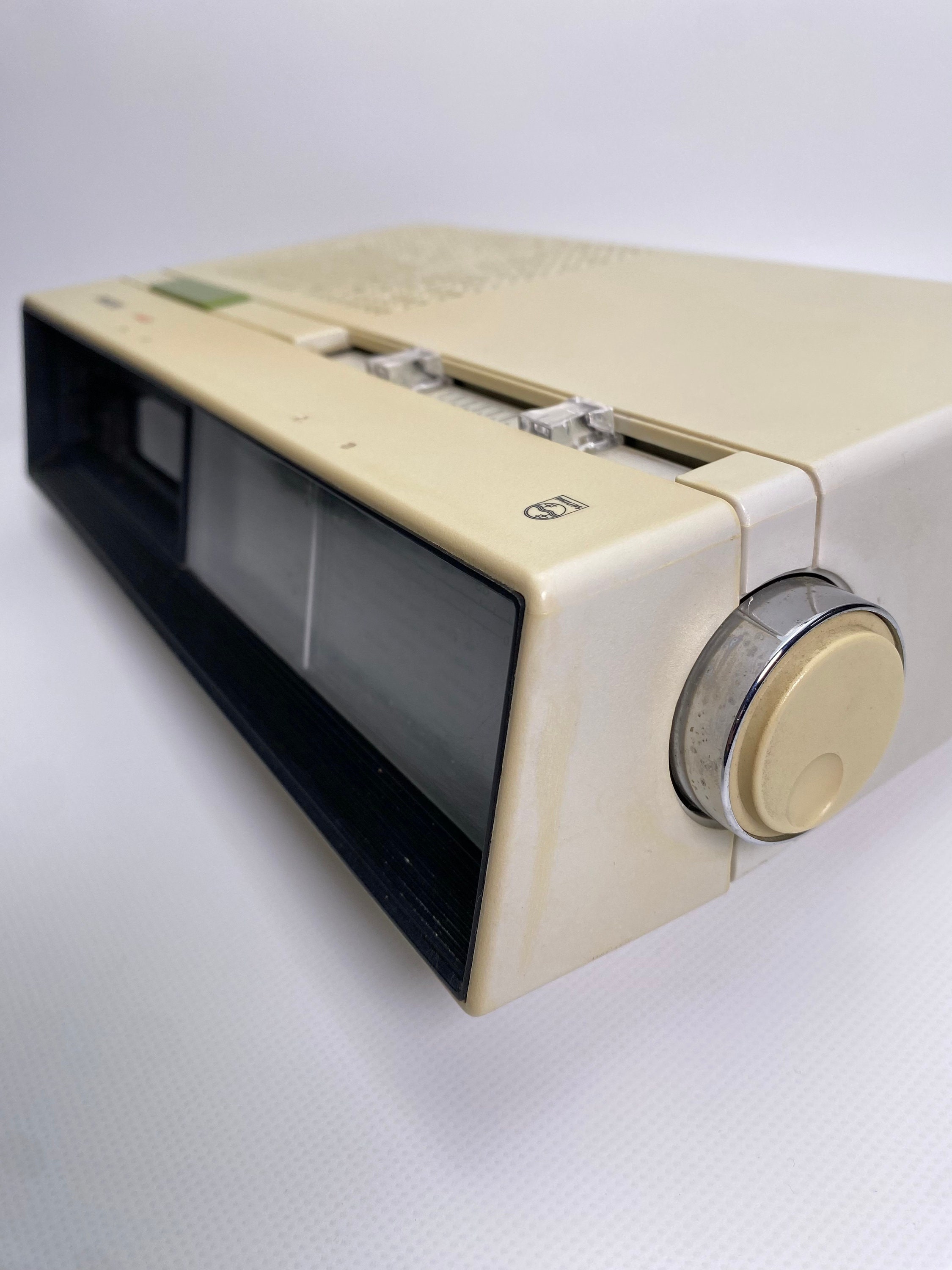 Vintage Philips 440 Alarm Flip Clock / Vintage Philips Radio / Retro ...