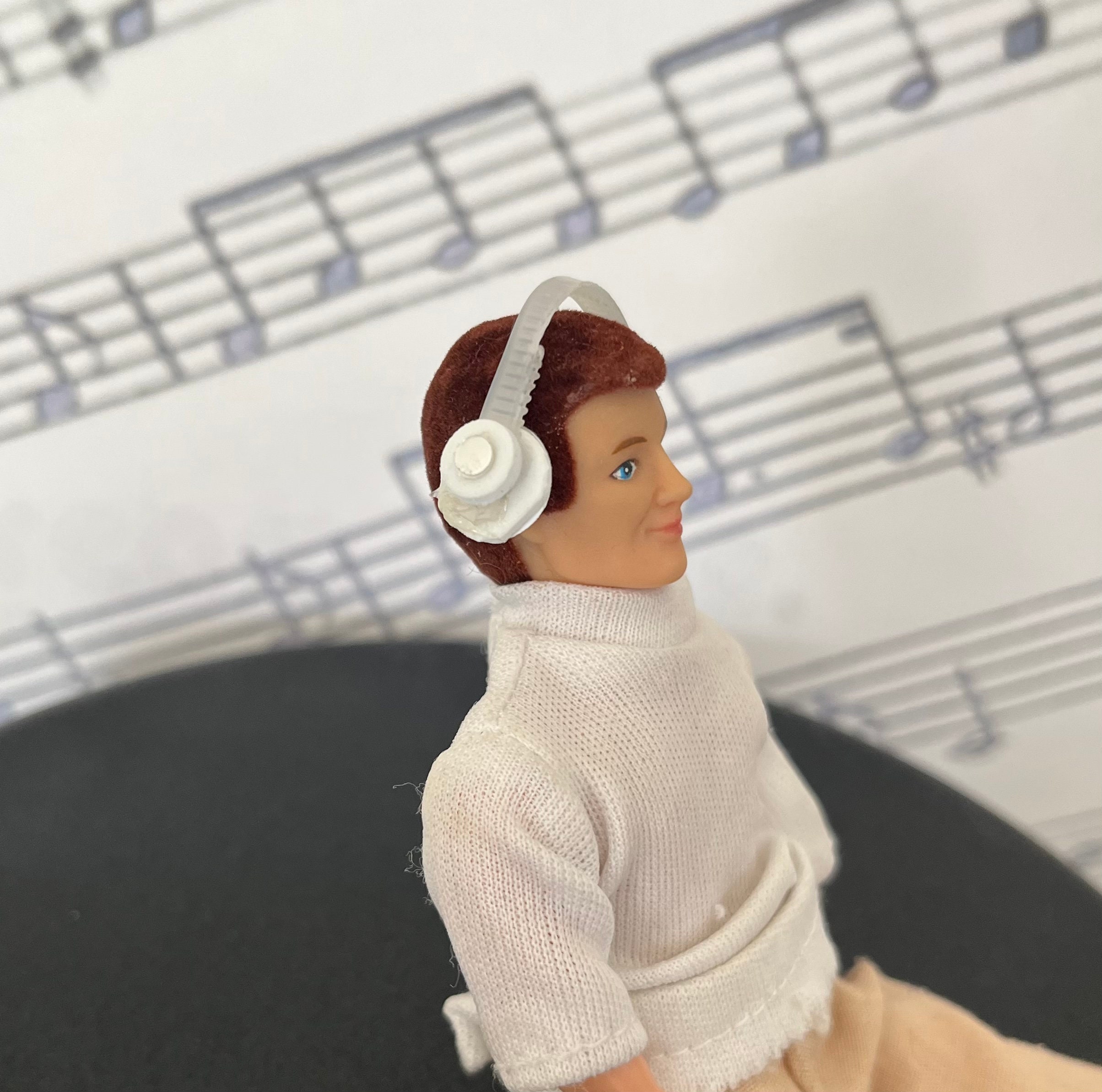 Dollhouse Miniature Headphones Wireless Over Ear 1:12 Scale - Etsy