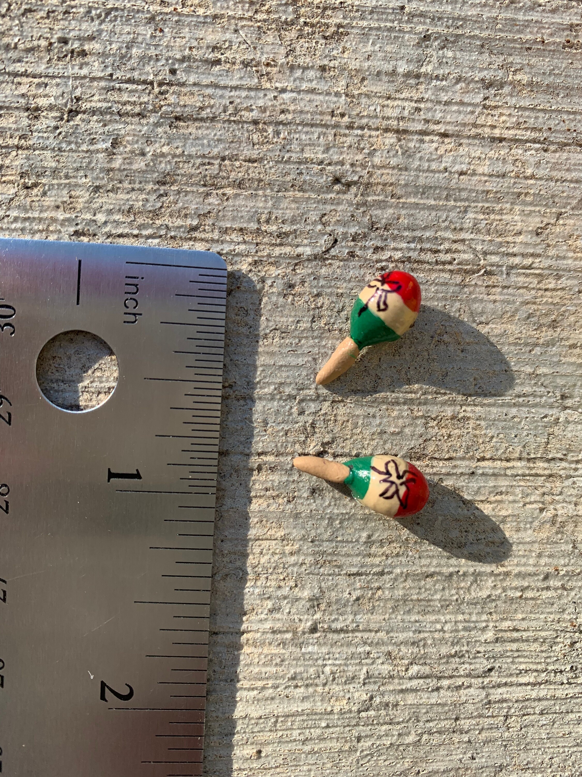 Dollhouse Miniature Maracas, 1:12 Scale, Mini Musical, Mini Percussion ...