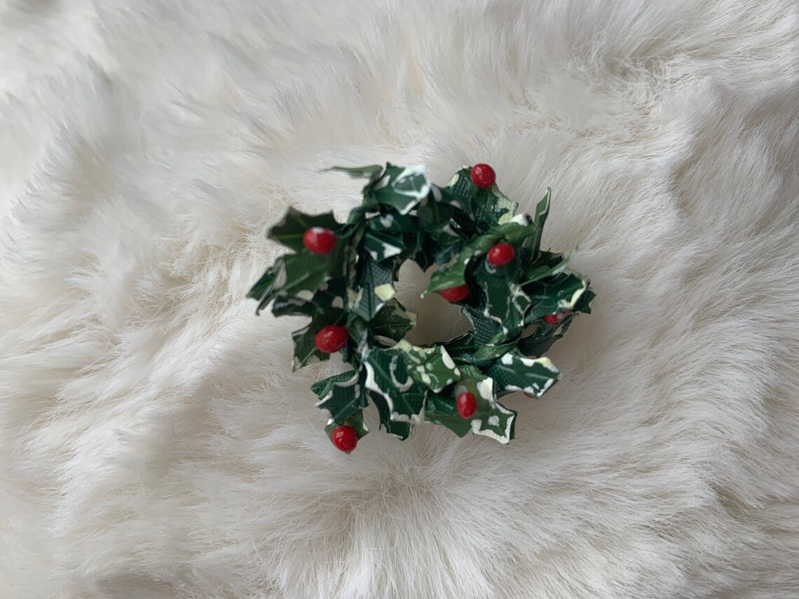 Dollhouse Miniature Holly Wreath, Variegated Holly, Christmas Wreath, 1 ...