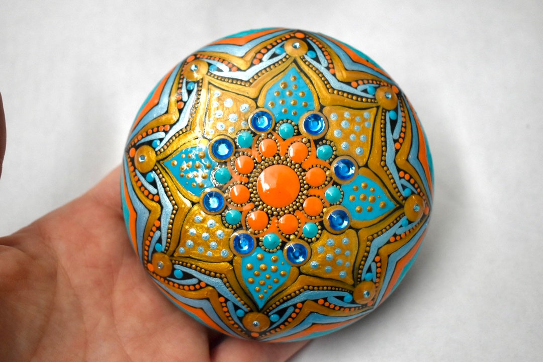 New Angelica - Mandala Di Pietra, Mandala Stone, Mandala Art, Dot ...