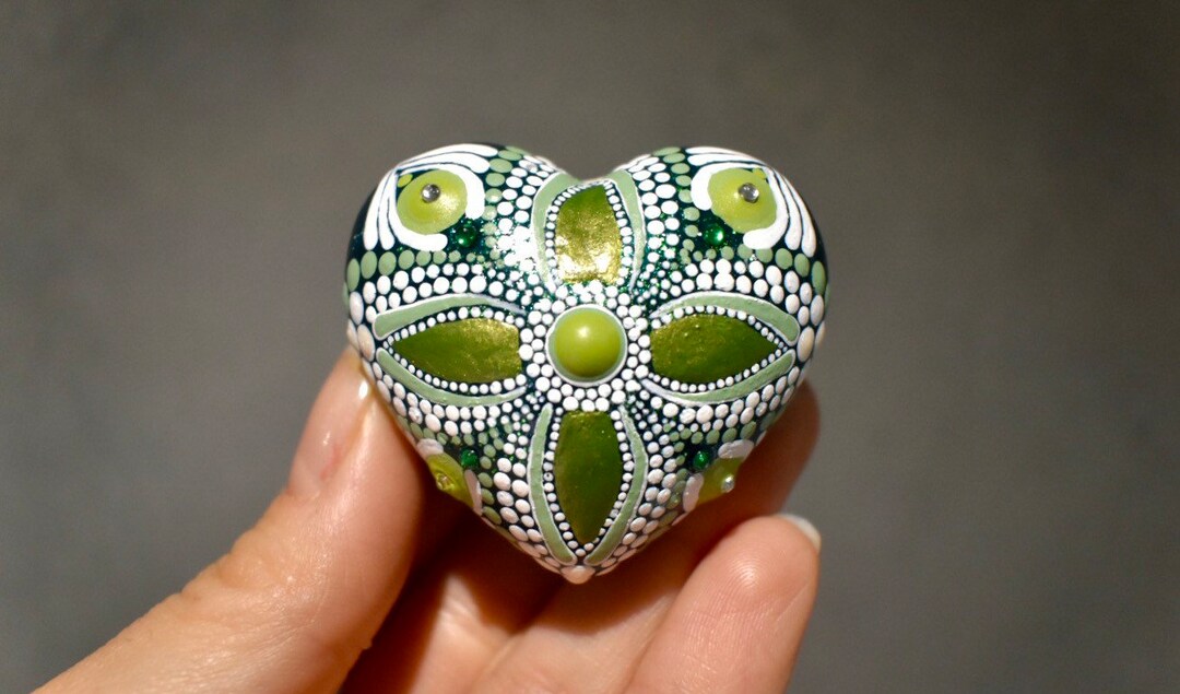 Jupiter Heart Mandala, Rock Painting, Mandala Stone, Dot Mandala , Dot ...