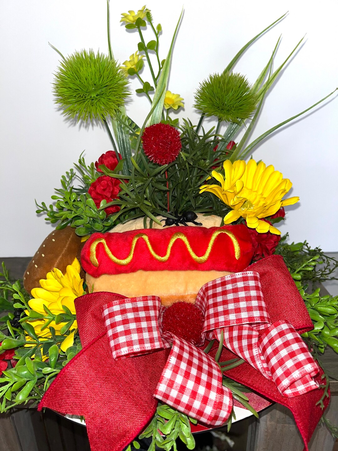 Barbecue Arrangement, Picnic Decor, Summer Arrangement, Summer Decor ...