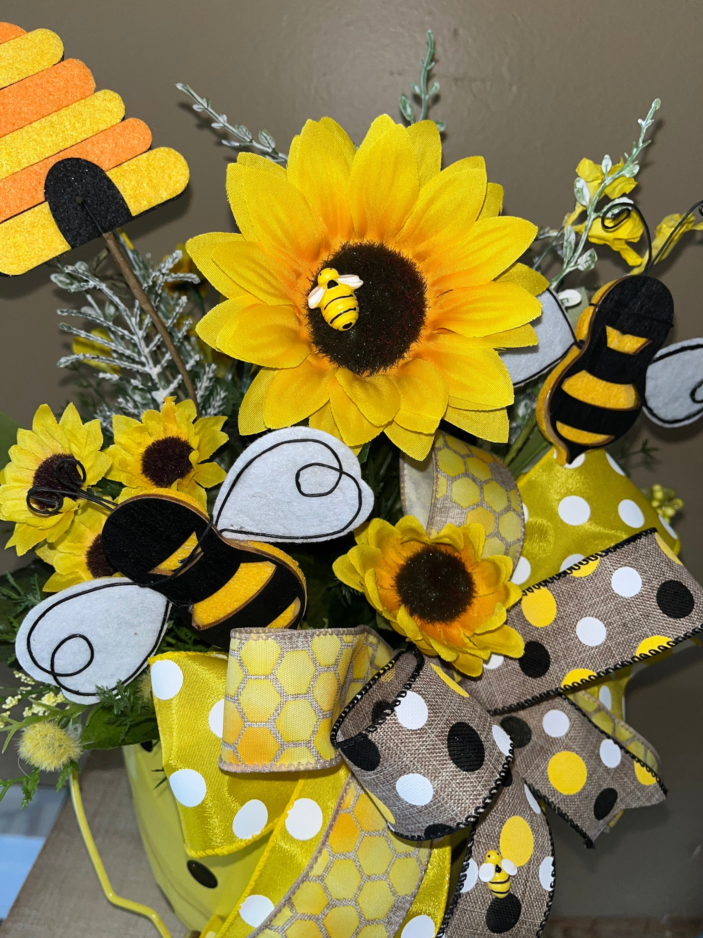 Beehive Sunflower Arrangement, Summer Floral Centerpiece - Etsy