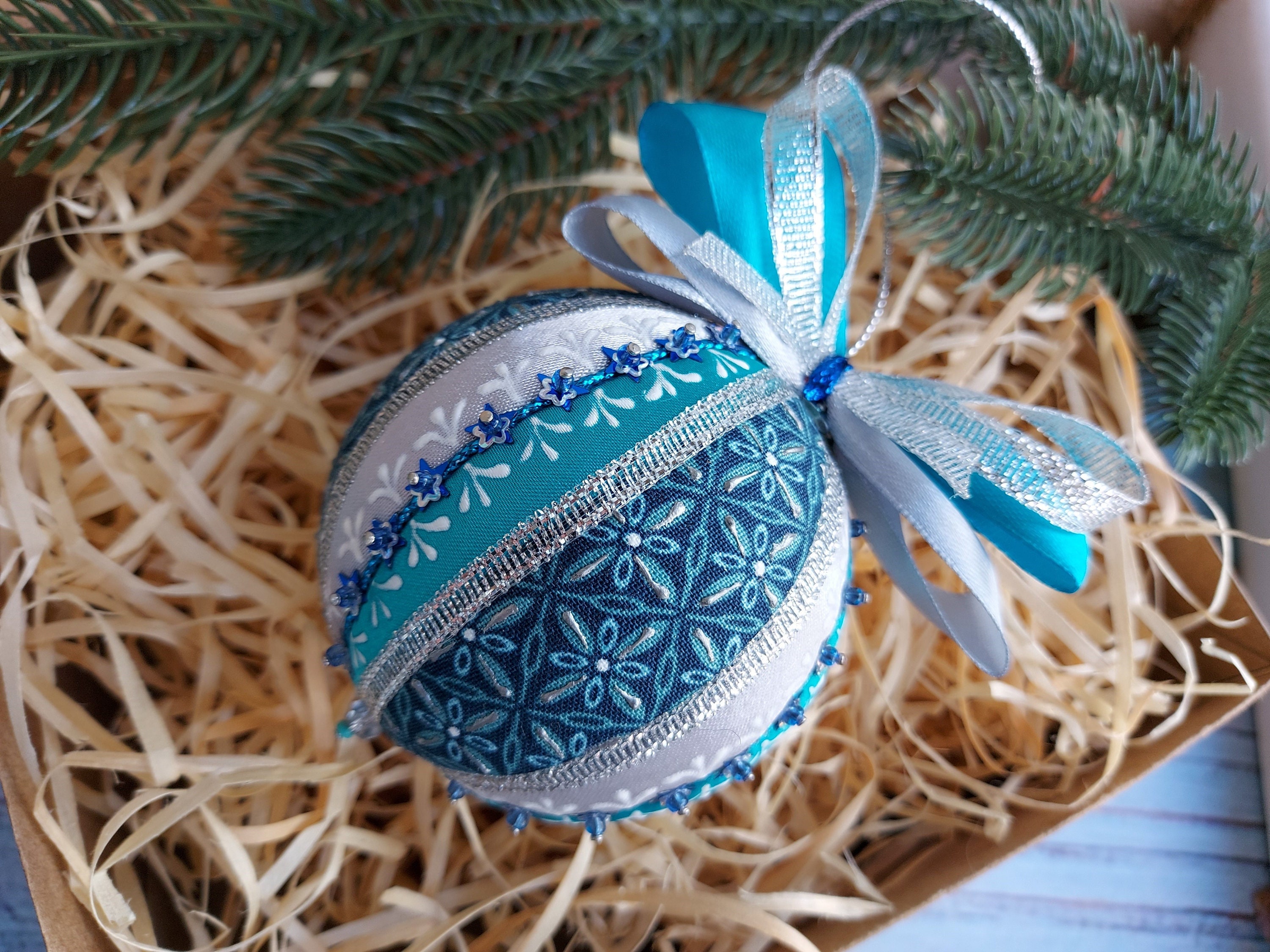 Christmas Baubles Set 4 Pcs Patchwork Ball Christmas Tree Toy Merry ...