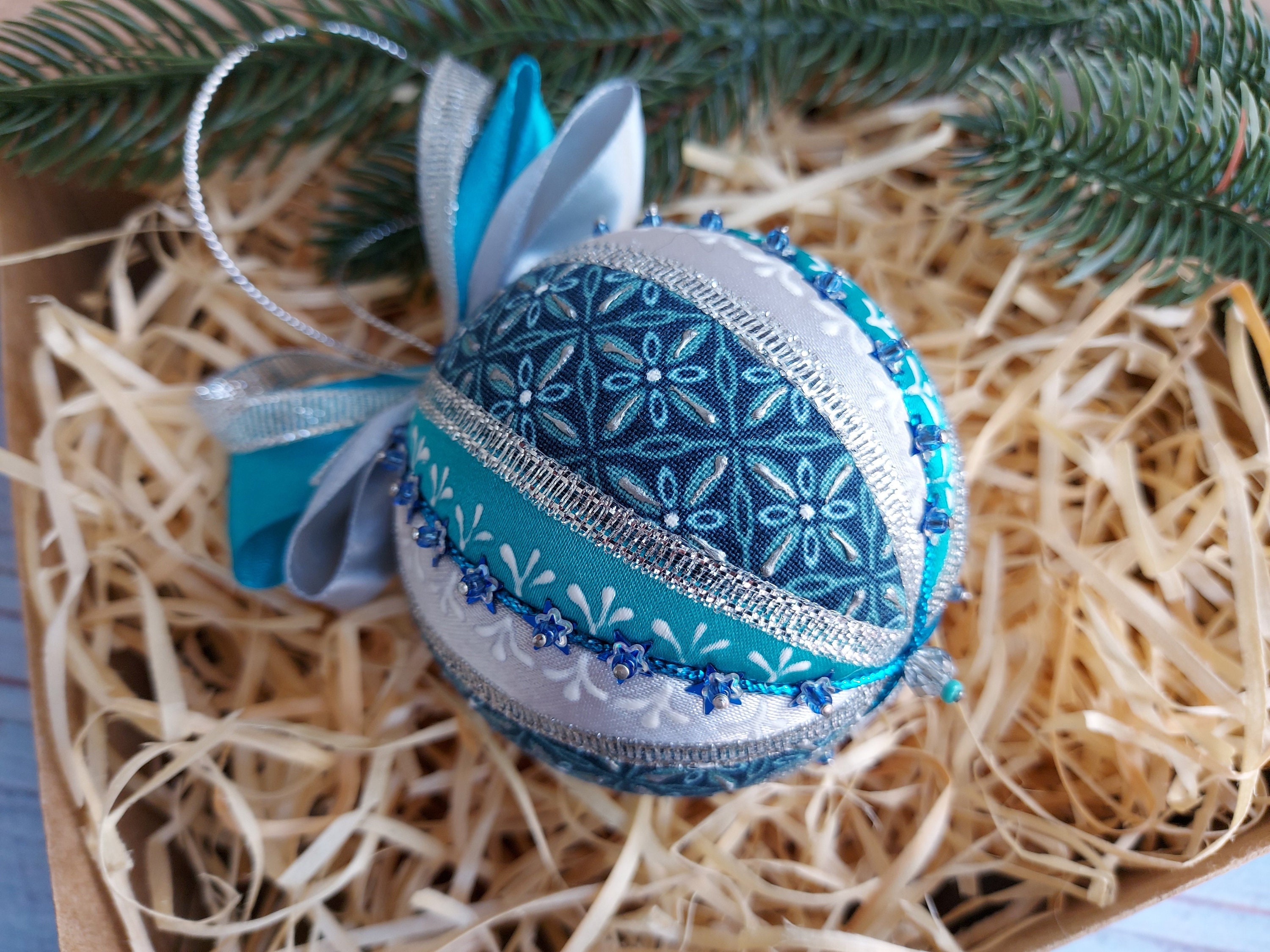 Christmas Baubles Set 4 Pcs Patchwork Ball Christmas Tree Toy Merry ...
