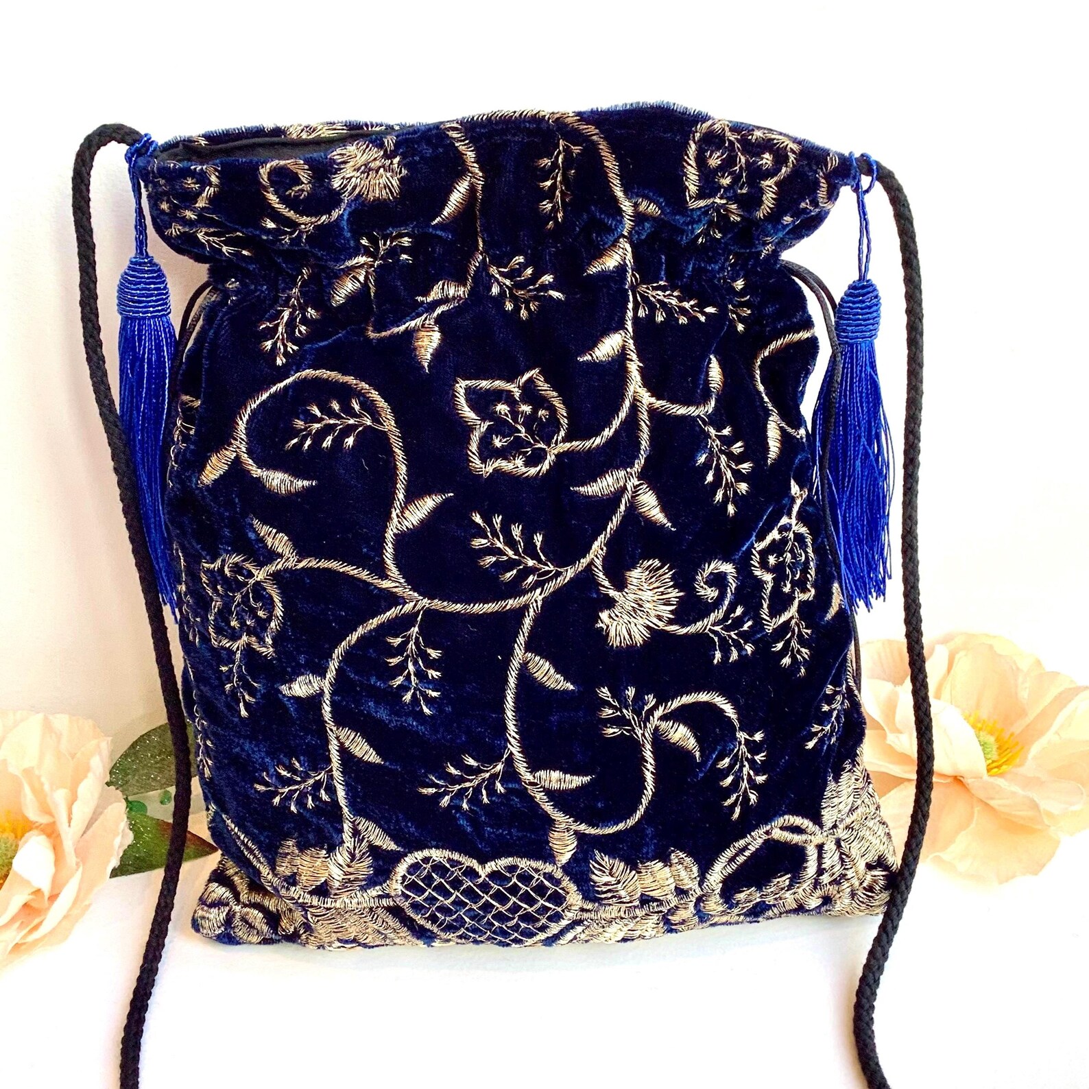 Embroidered Velvet Favour Potli Crossbody Bag. Wedding Purse Handmade ...