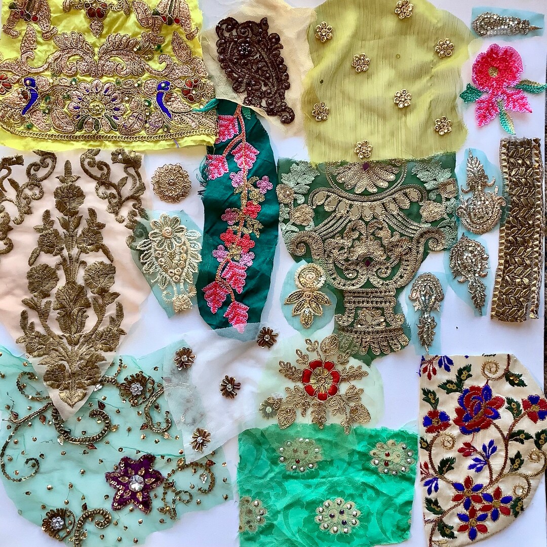 20 Pcs Fabric Remnants Indian Sari Fabric Swatches Embroidered Velvet Sari Fabric Scraps Sari ...