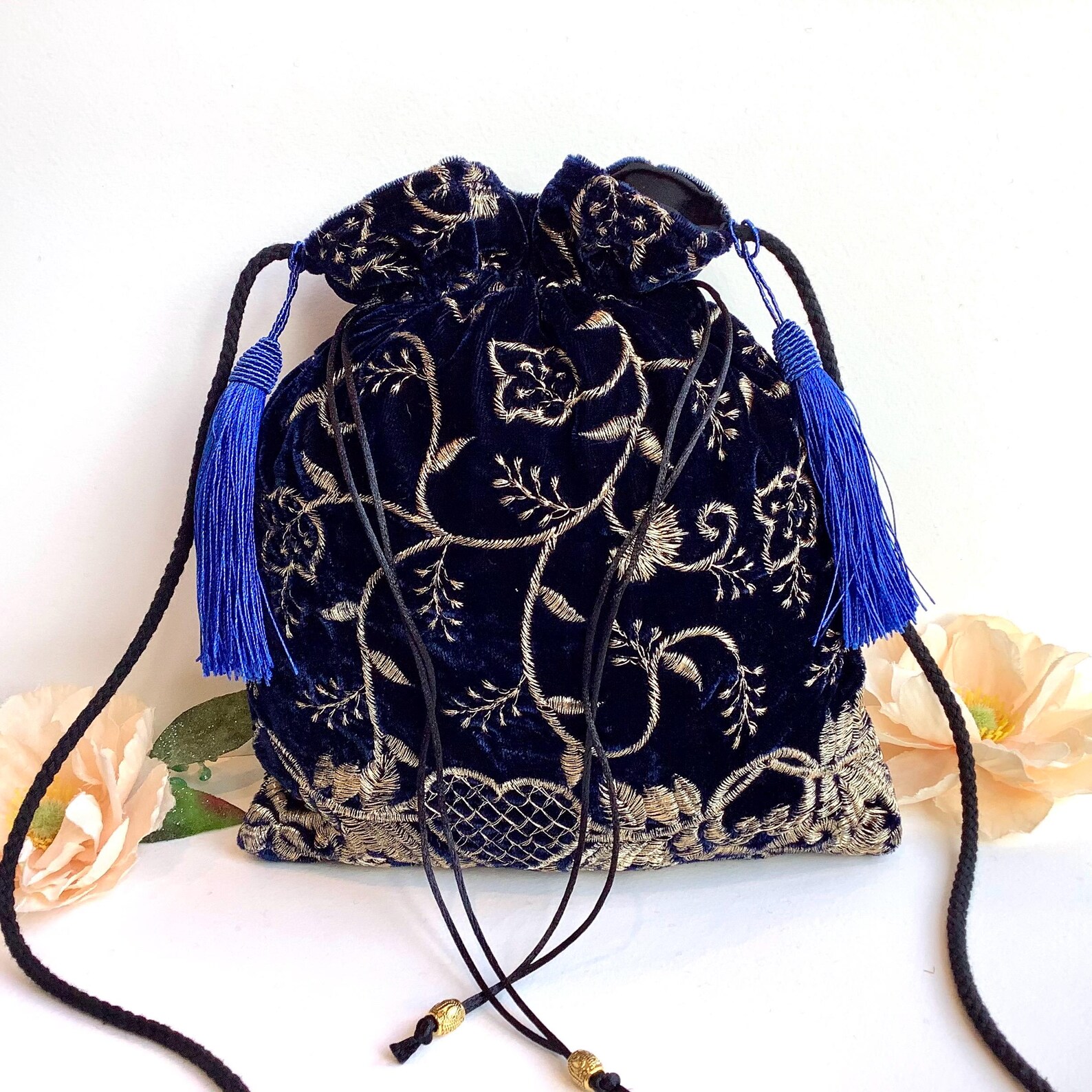 Embroidered Velvet Favour Potli Crossbody Bag. Wedding Purse Handmade ...