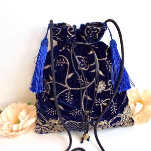 Embroidered Velvet Favour Potli Crossbody Bag. Wedding Purse Handmade ...