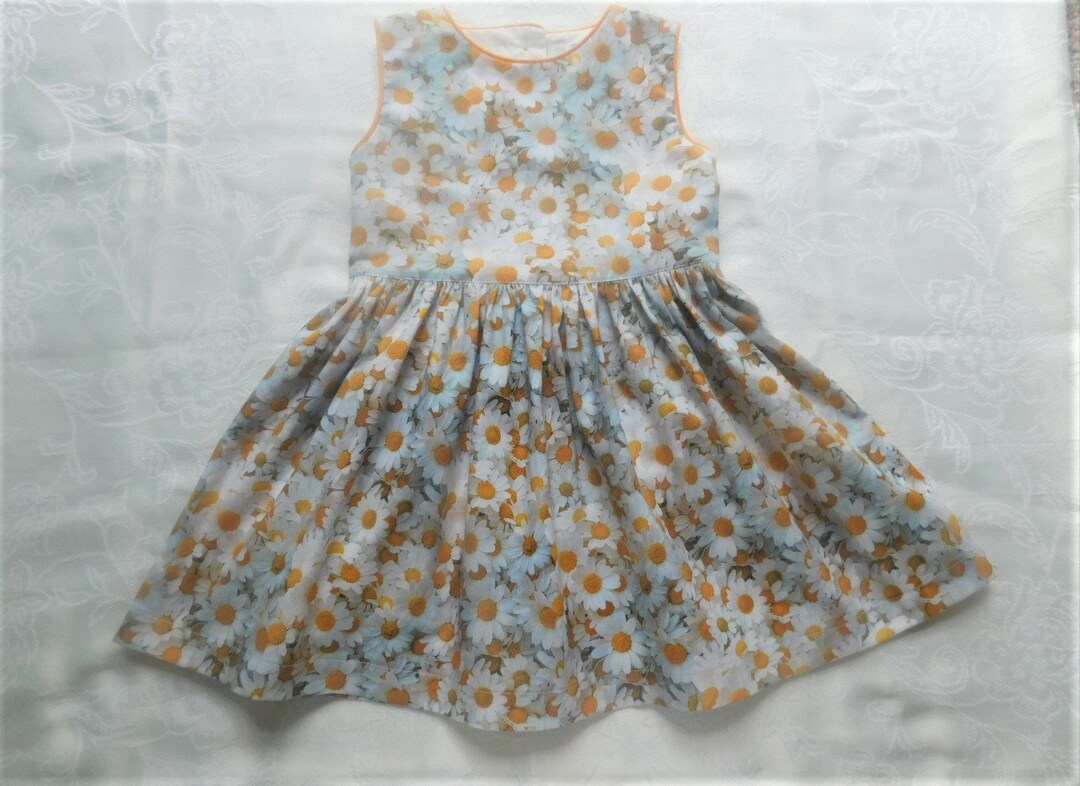 Baby/toddler/girls Daisy Print Dress, White and Bright Yellow/gold ...