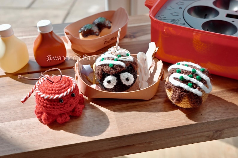 Soot Sprites Takoyaki Set Crochet Pattern, Susuwatari Amigurumi ...