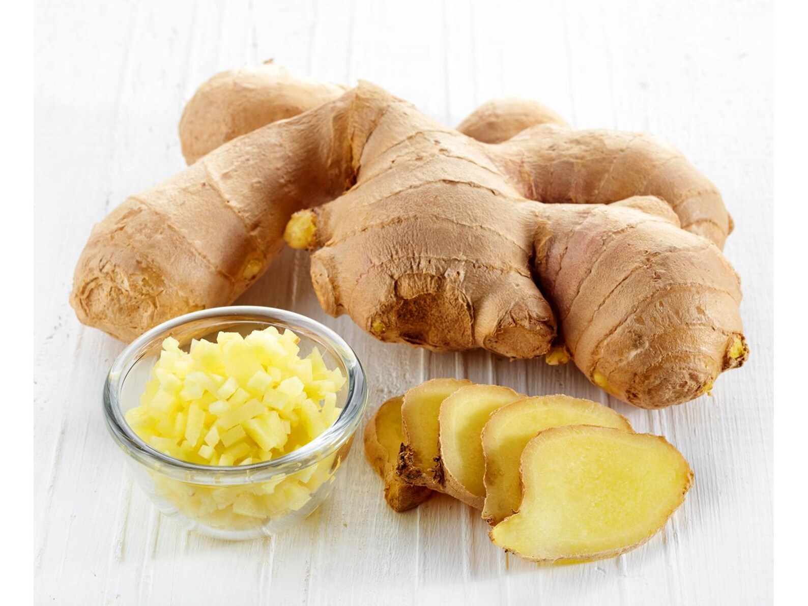 Ginger Root, Whole Fresh Ginger Rhizome Aka (root).ginger is a Spice ...