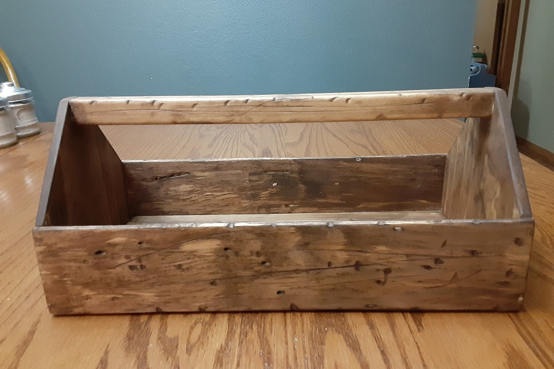 14" Distressed Tool Box - Etsy