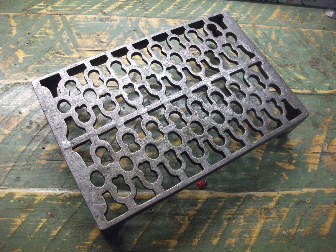 Cast Iron Air Brick Vent Cast Air Vent Large Victorian Pattern - Etsy UK